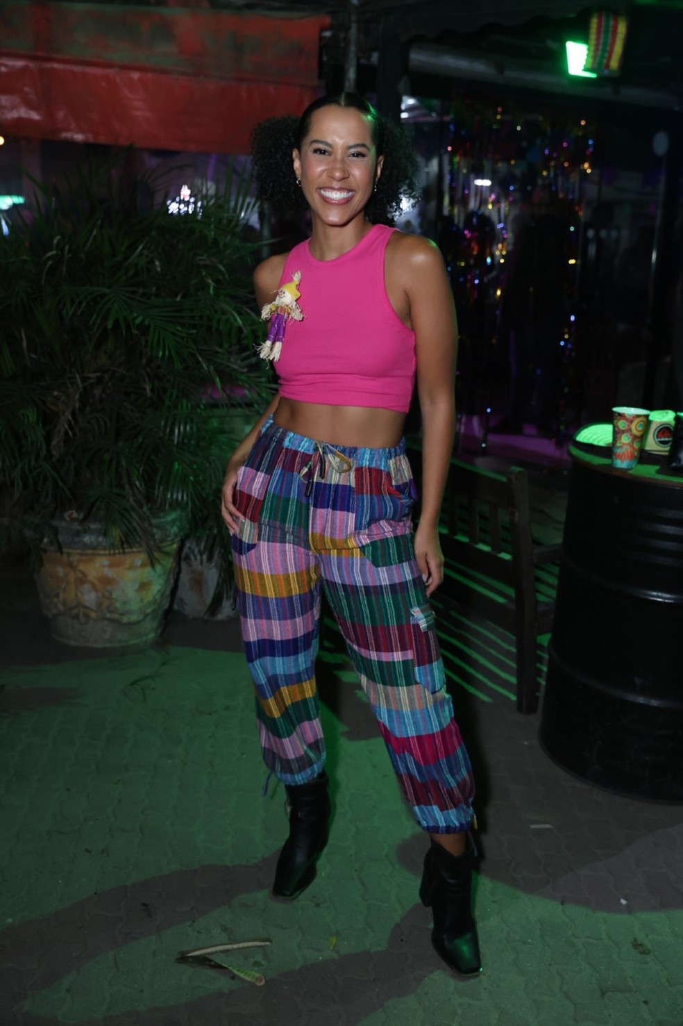 Elenco de 'Família é Tudo' se reúne e comemora com festa junina; fotos