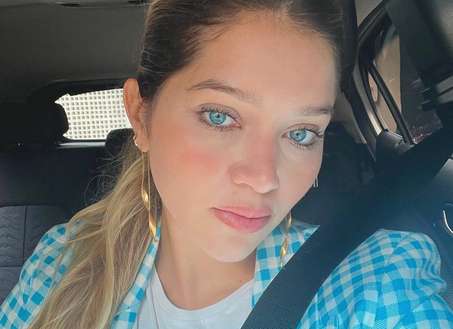 Filha de Leandro, Lyandra Costa lamenta ausência da família e diz ...