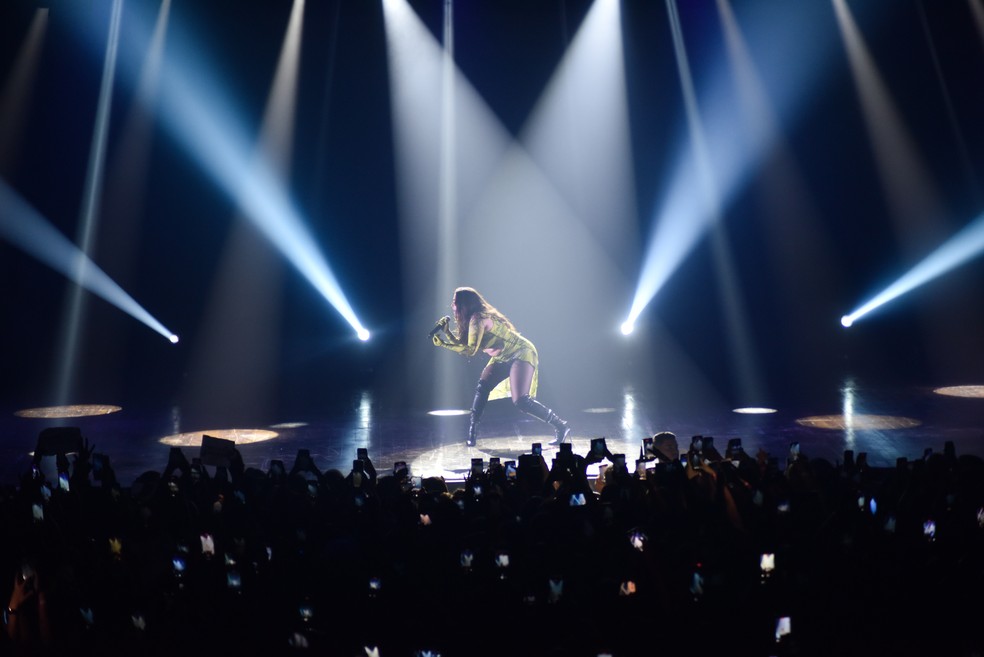 Lauren Jauregui, ex-Fifth Harmony, retorna ao Brasil com única apresentação