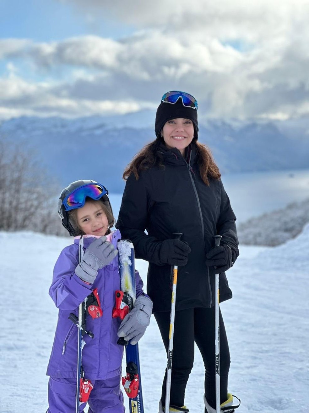 Flávia Monteiro volta para Argentina após 20 anos e realiza sonho da filha