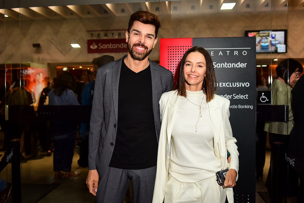Ministro Fernando Haddad e mais famosos prestigiam volta de Claudia ...