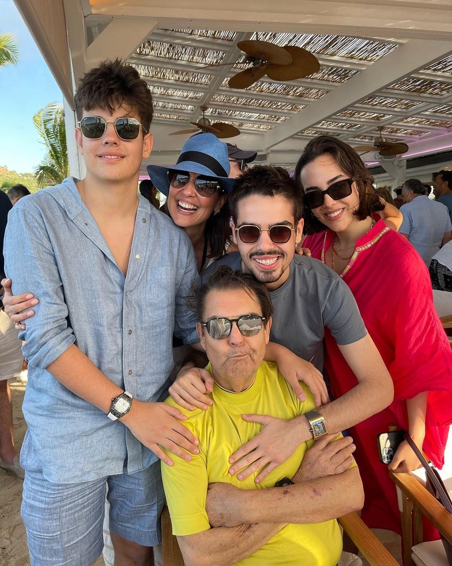 Família de Faustão explica prioridade de apresentador em fila de novo ...