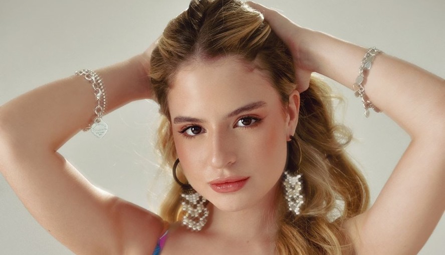 Sophia Valverde faz balanço do 2023: sucessos no cinema, namoro e ...