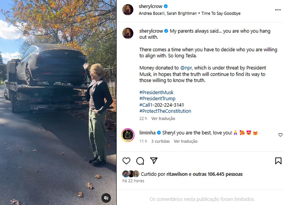 Sheryl Crow se desfaz de carro em protesto contra Elon Musk; assista