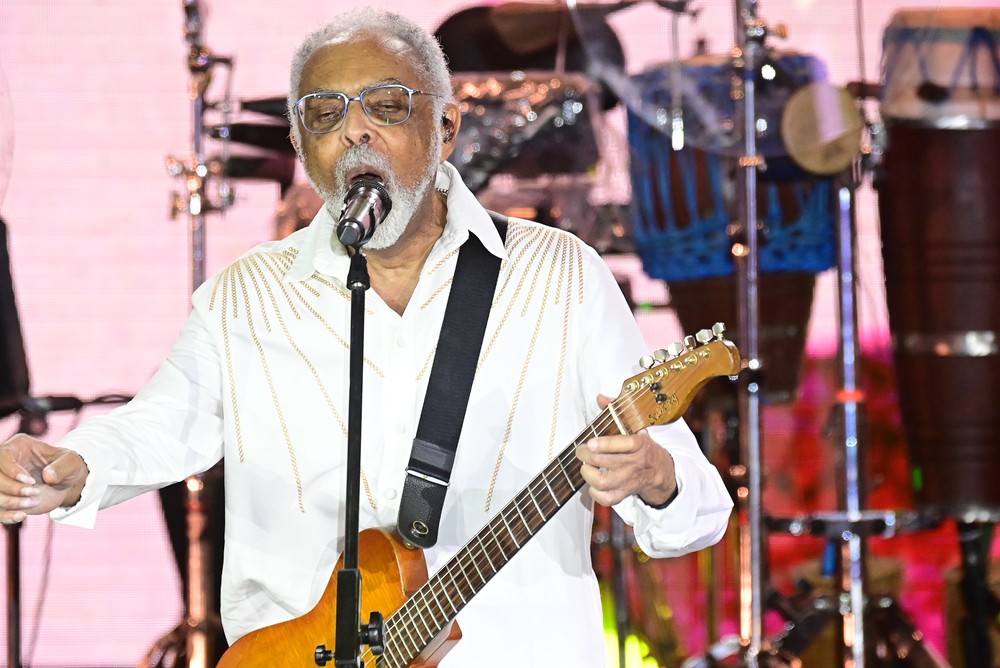 Gilberto Gil apresenta turnê Tempo Rei em navio; assista aos vídeos