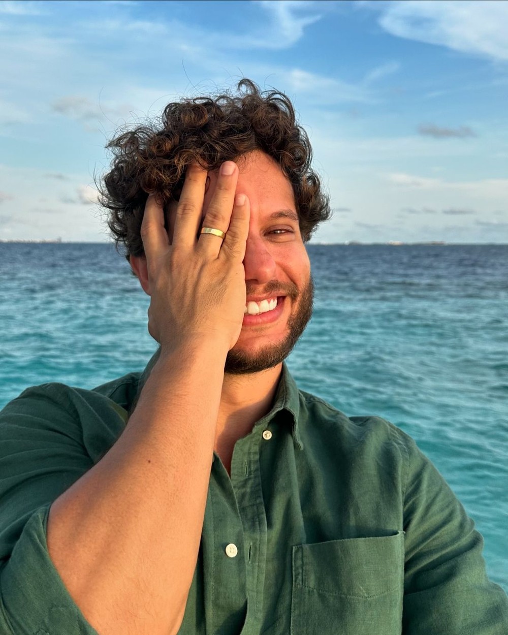 Igor Cosso e Heron Leal anunciam noivado após 5 anos de relação