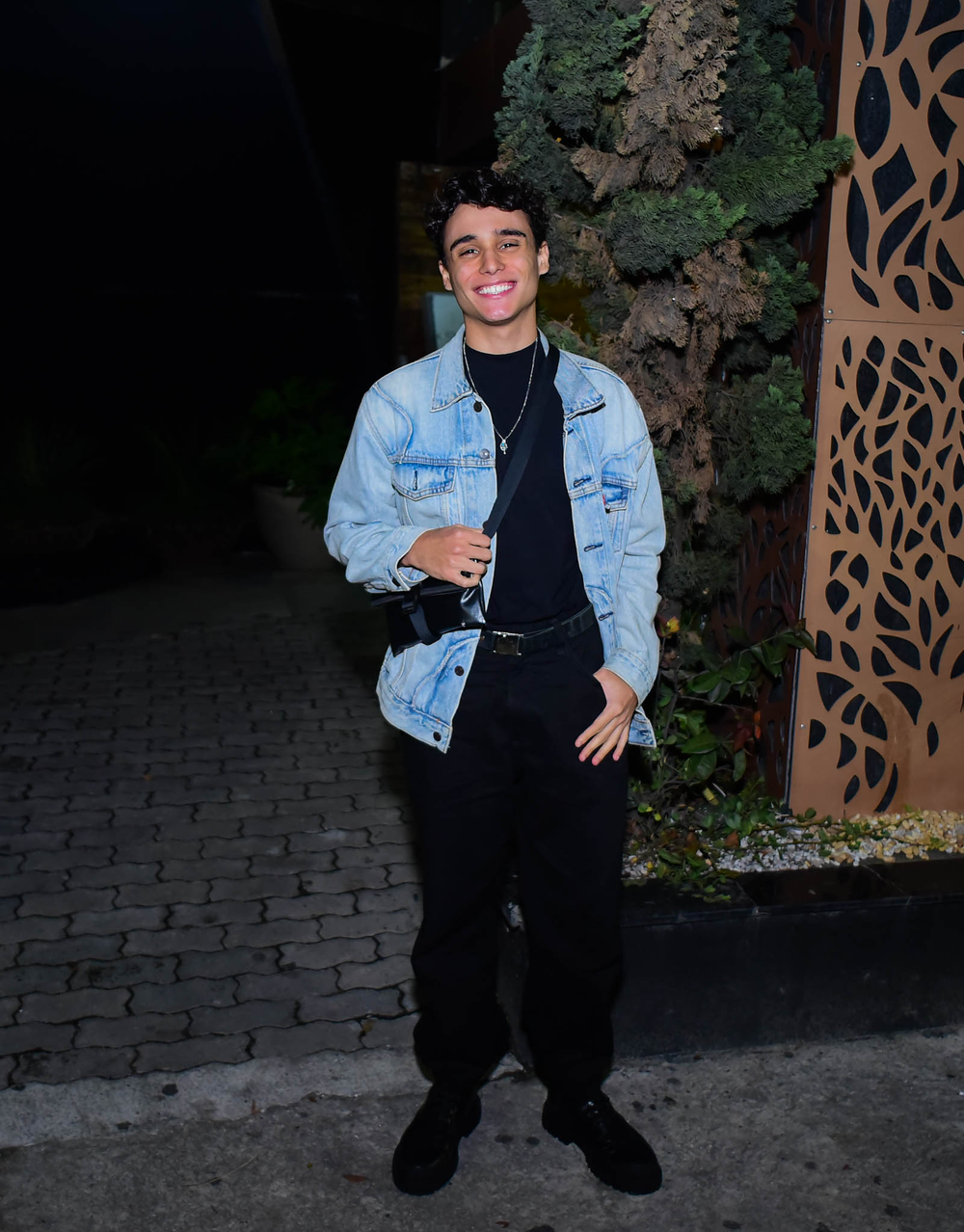 Elenco de 'Garota do Momento' se reúne no Rio em festa de despedida da ...