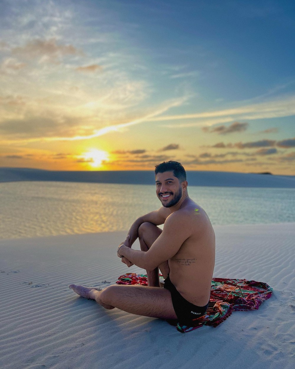 Repórter da Globo Rômulo D'Avila e o namorado curtem os Lençóis Maranhenses