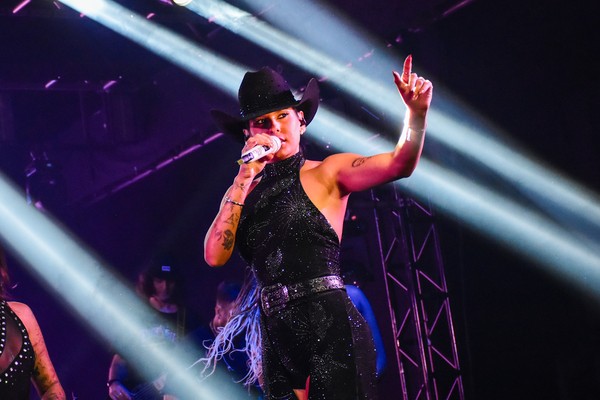 Ana Castela anuncia novo álbum country em show especial em São Paulo