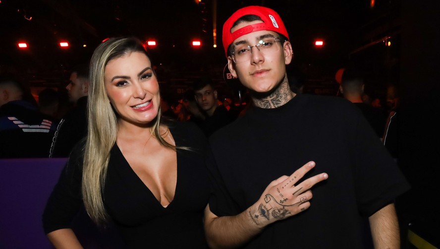 Andressa Urach anuncia pausa em vídeos adultos feitos pelo filho e explica motivo; assista