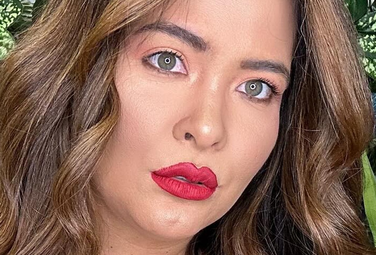 Geisy Arruda muda o visual para o Ano Novo: 'Morena iluminada'; compare