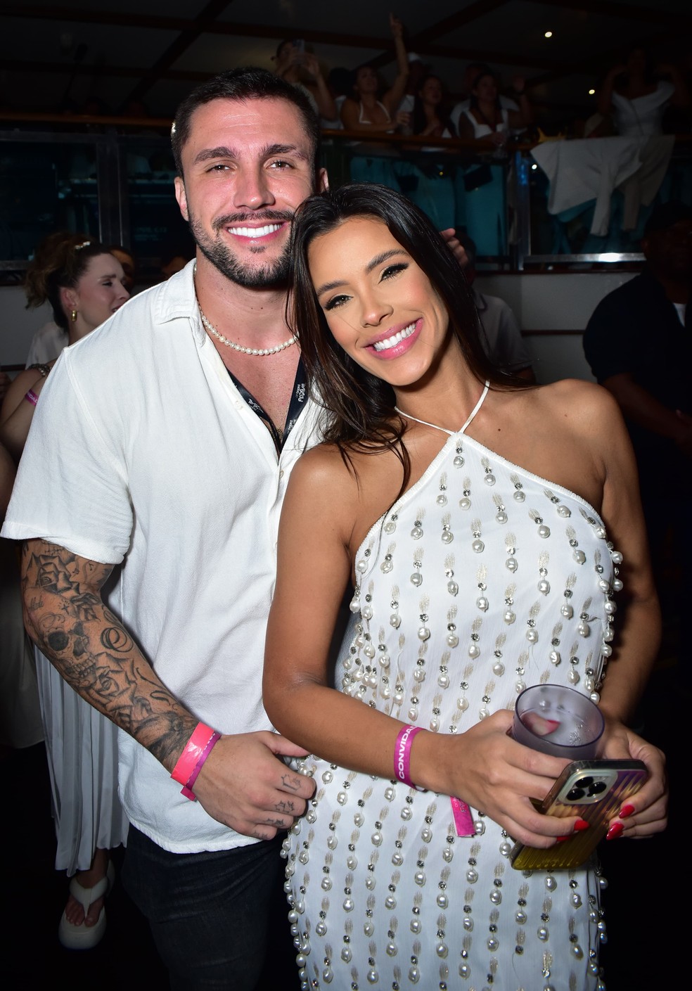 É oficial! Arthur Picoli e Ivy Moraes estão namorando