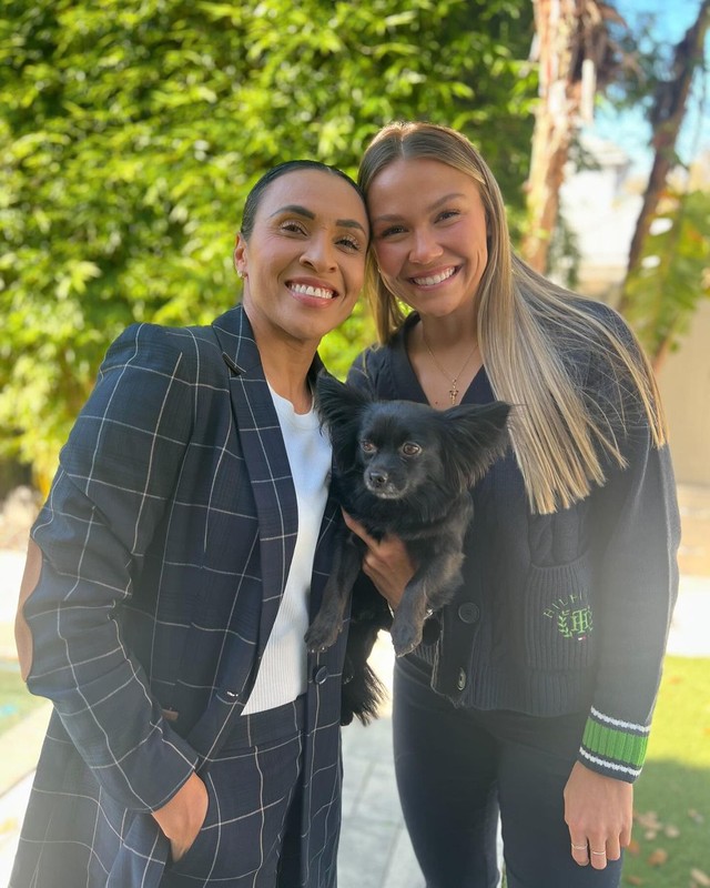 Conheça a namorada de Marta, que participa pela sexta vez das Olimpíadas