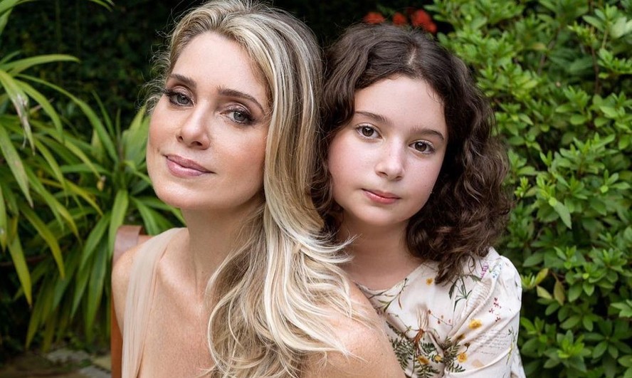 Leticia Spiller parabeniza a filha caçula: 'Meu eterno presente'