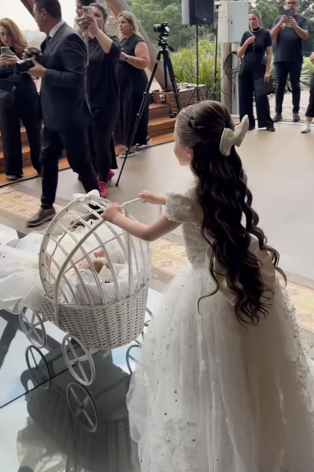 Gaab, filho de Rodriguinho, faz festão de casamento com Michelle Alveia ...