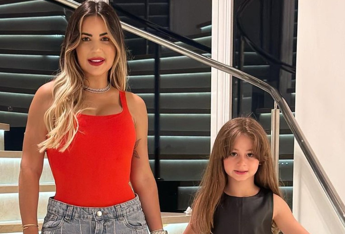 Com bebê reborn de lembrancinha, Deolane Bezerra gasta R$ 500 mil em ...