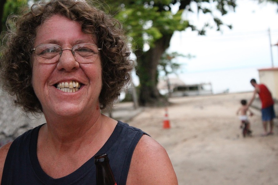 Morre Cristina Buarque, cantora e irmã de Chico Buarque, aos 74 anos ...