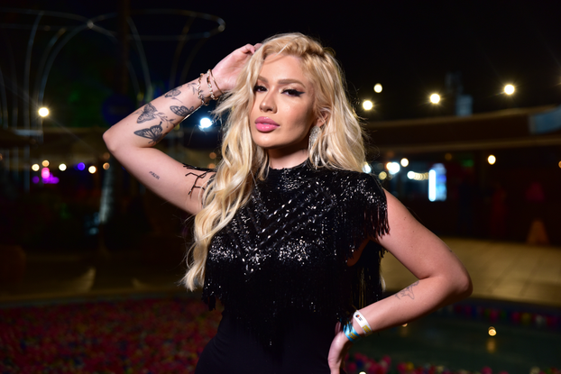 Saiba tudo sobre: Karoline Lima