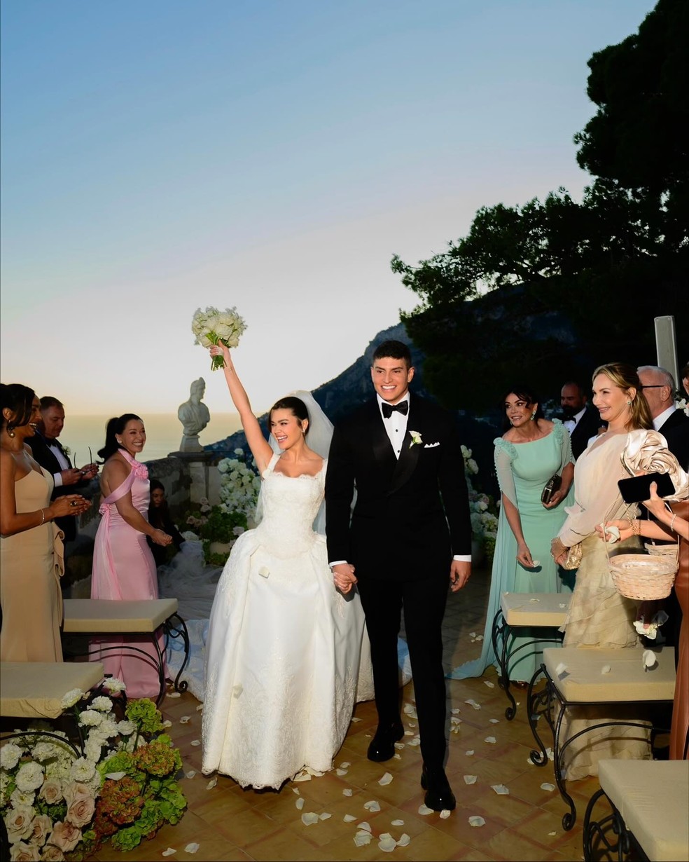 Franciny Ehlke mostra novas fotos de casamento com bilionário em ...