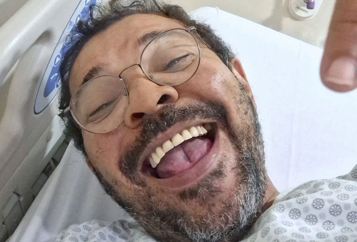 Cantor Tunico da Vila, filho de Martinho da Vila, faz cirurgia de cisto ...