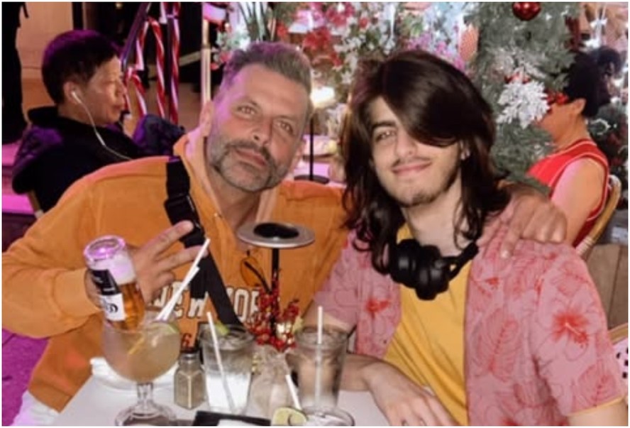 Henri Castelli curte viagem com filho que tem com Isabeli Fontana ...