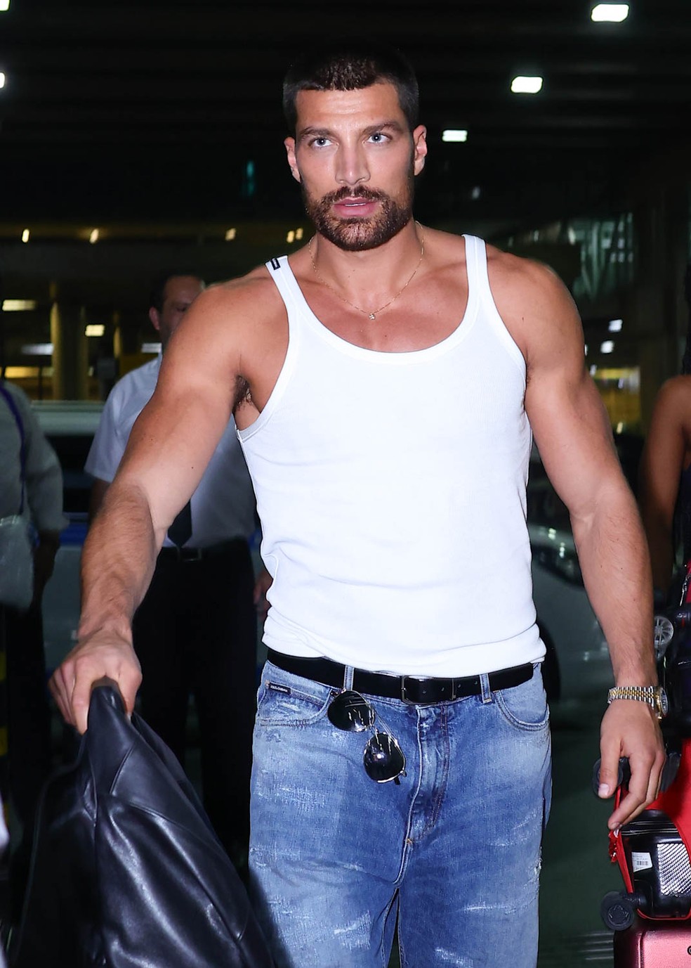 Ex de Anitta, galã italiano Simone Susinna volta ao Brasil com o irmão ...