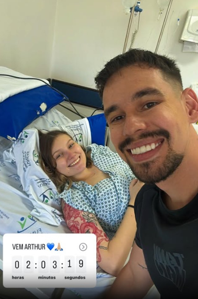 Nasce Arthur, filho de Isabel Veloso e Lucas Borbas