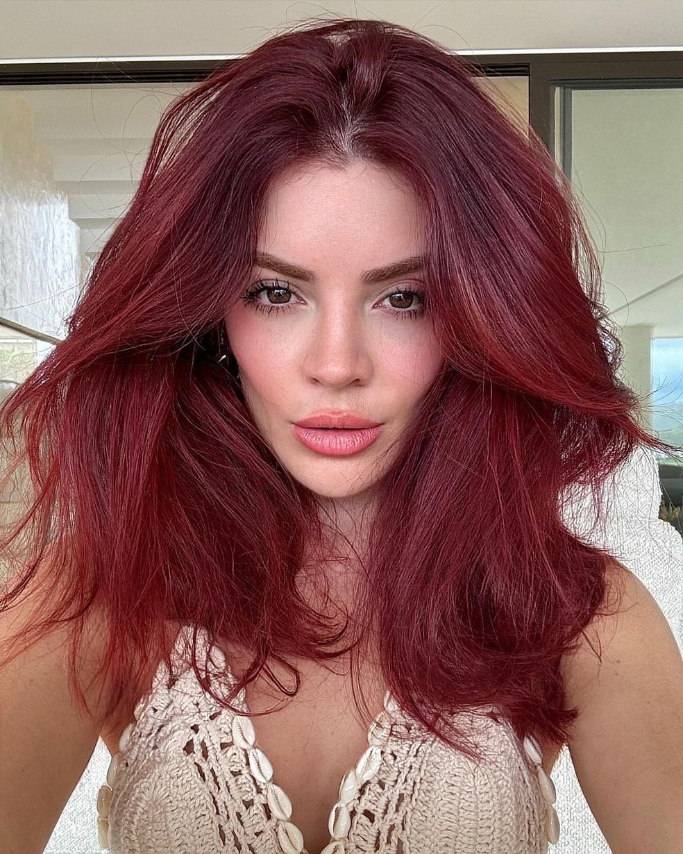 Gkay choca seguidores ao dar close nos pés: 'Linda da cabeça à canela ...