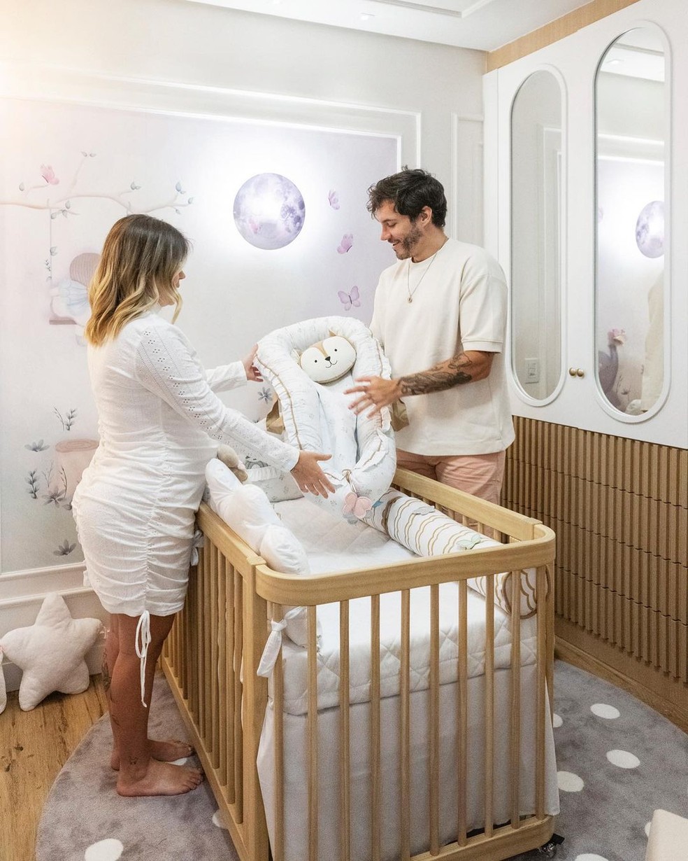 Viih Tube e Eliezer mostram quartinho pronto de primeira filha, Lua; vídeo