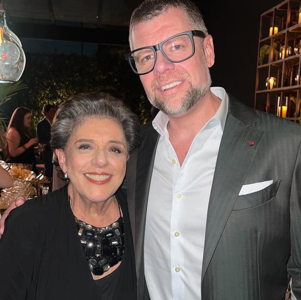 Leda Nagle compartilha fotos inéditas da festa de João Silva em São ...