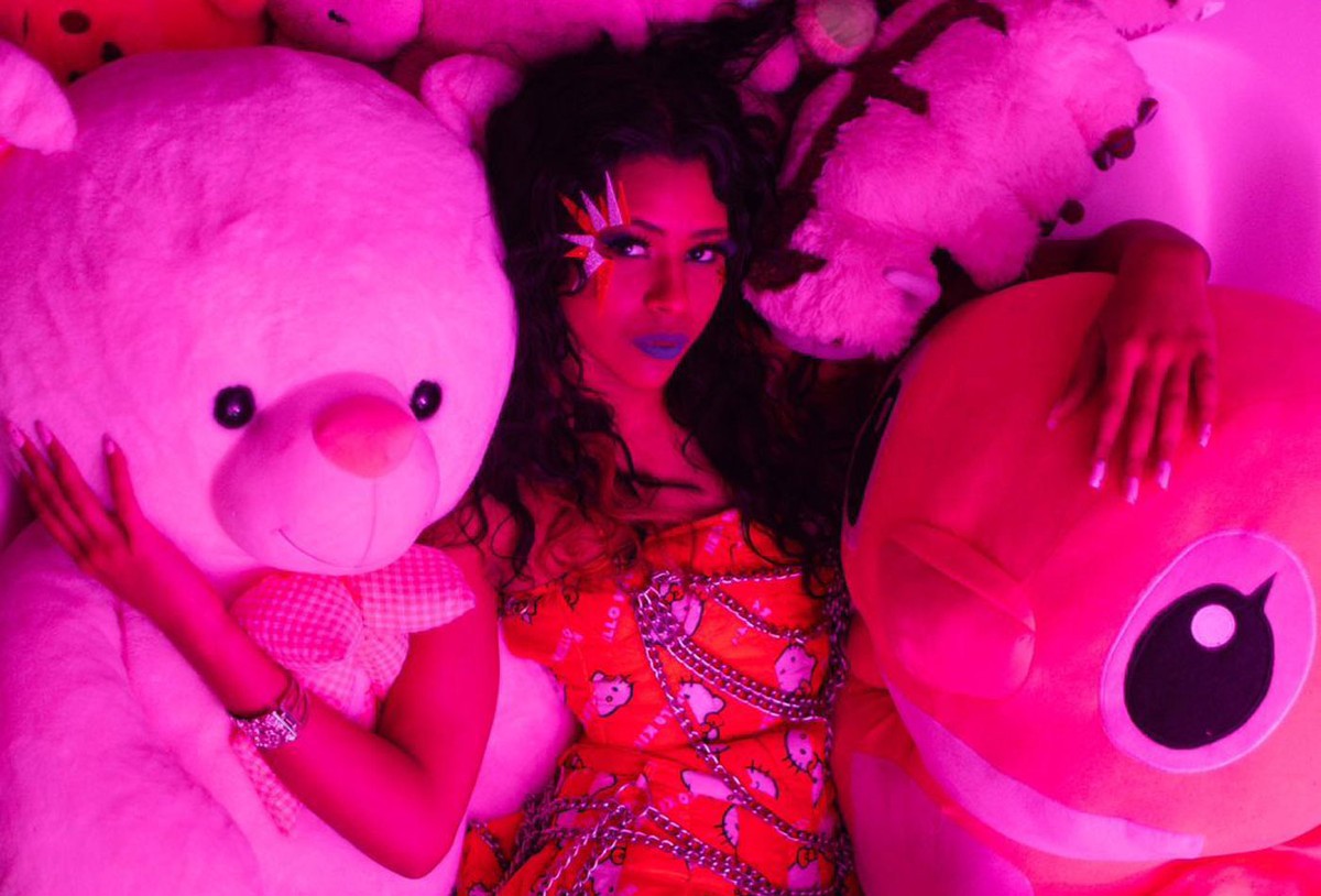 Wenny lança clipe de sua primeira música de trabalho, 'Check Point'