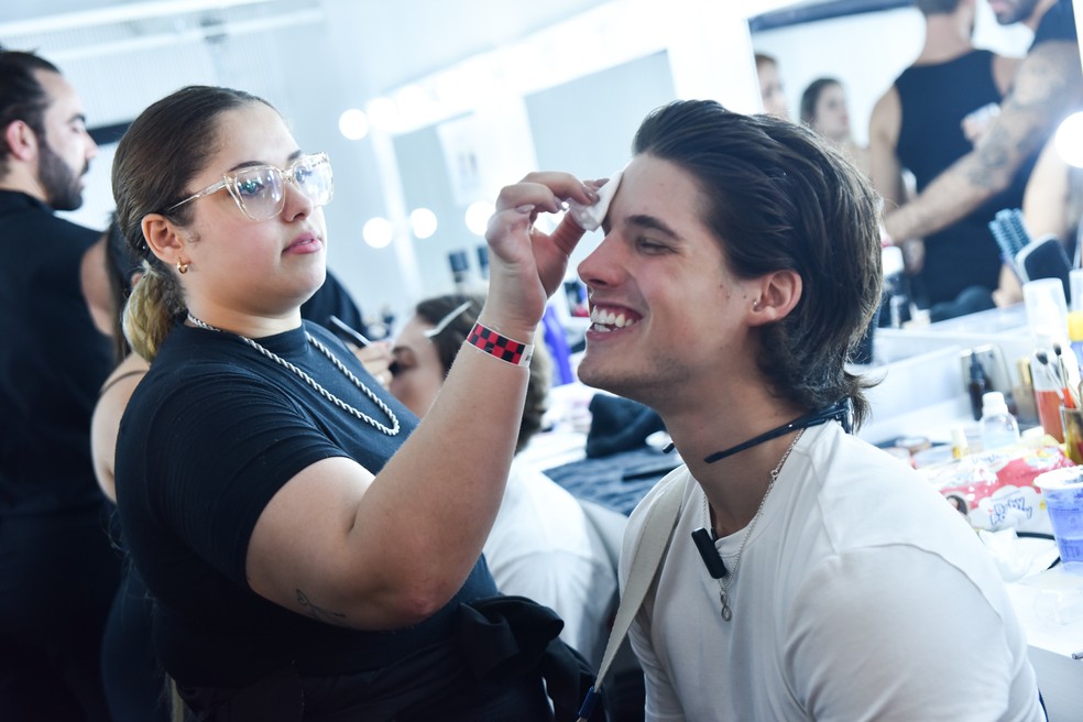 Gabriel Fop estreia na SPFW: 'Treinei muito e comi pouco'