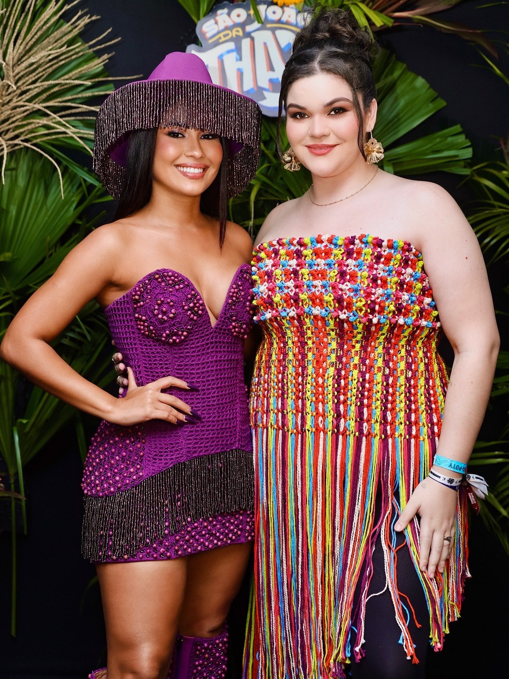 Laura Simões fala de clipe gravado com celular e ajuda da família ...