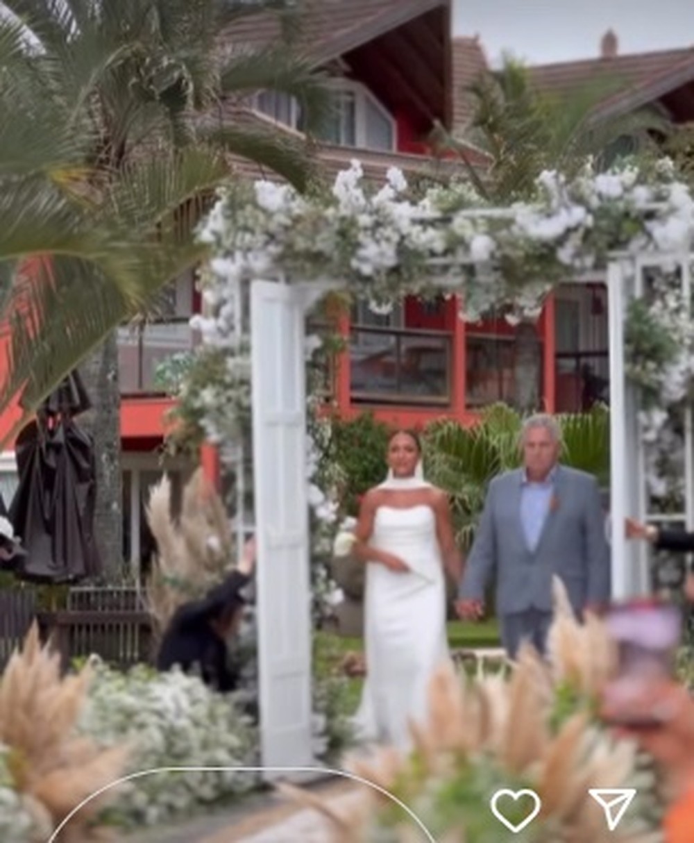 Com Peixinho, Thiaguinho mostra detalhes do casamento de Rafael Zulu e ...