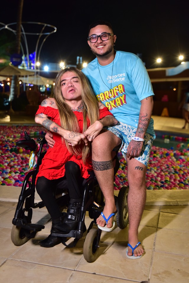 Farofa da Gkay 2023: Valesca beijando DJ Nathi, pegação a três, e mais ...