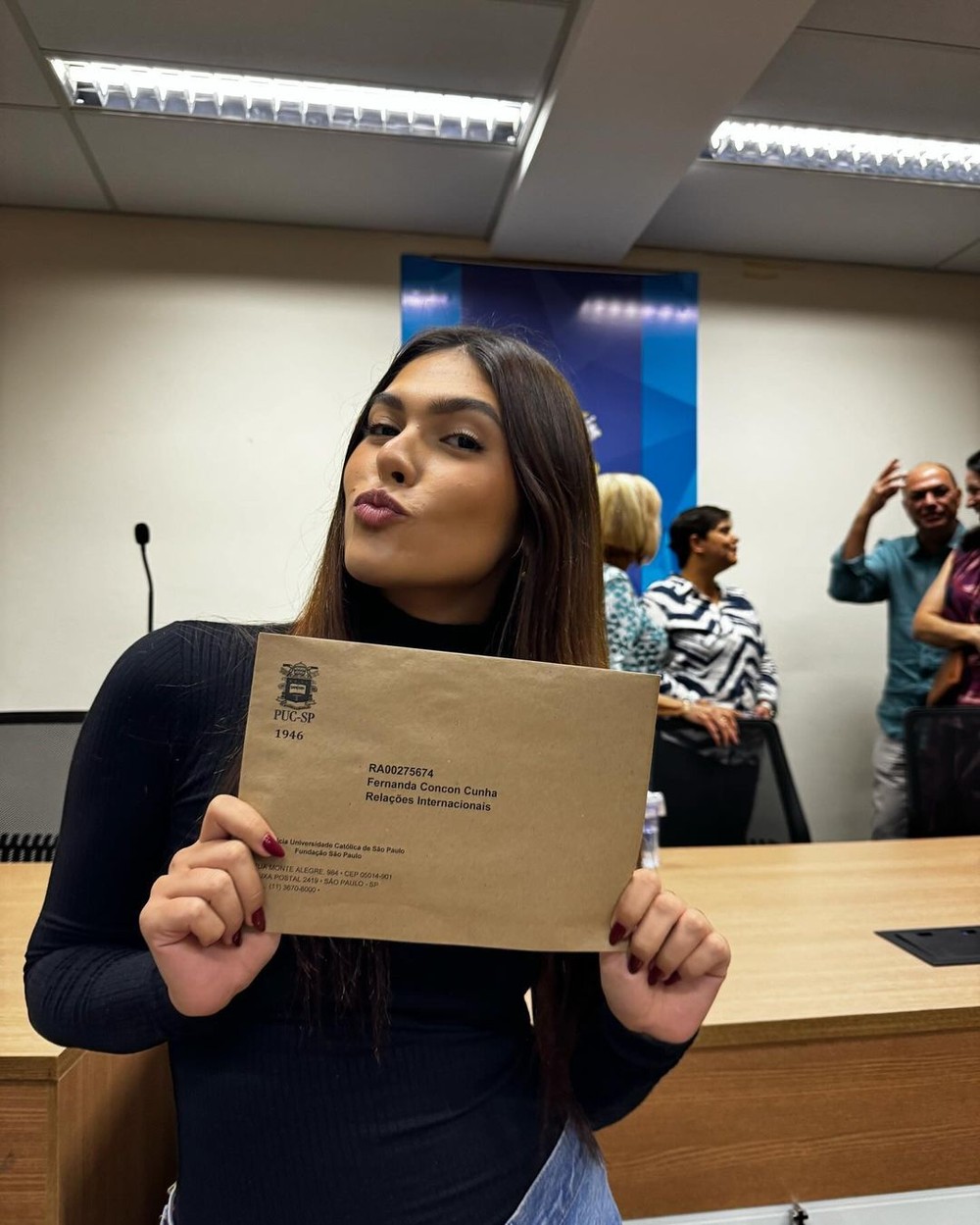 Atriz de 'Carrossel', Fernanda Concon se forma em área totalmente diferente