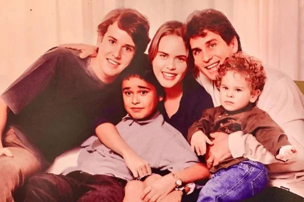 Marcos Frota emociona ao contar como contou aos filhos sobre morte da ...