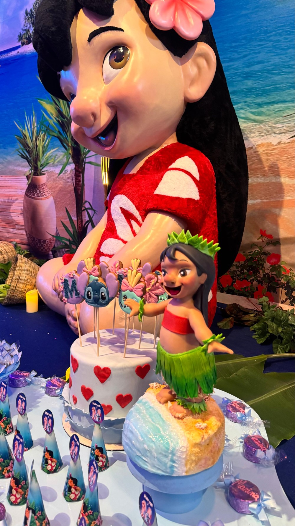 Três dias de montagem, 4 mil doces e mais detalhes do luxuoso aniversário das gêmeas de Ivete ...