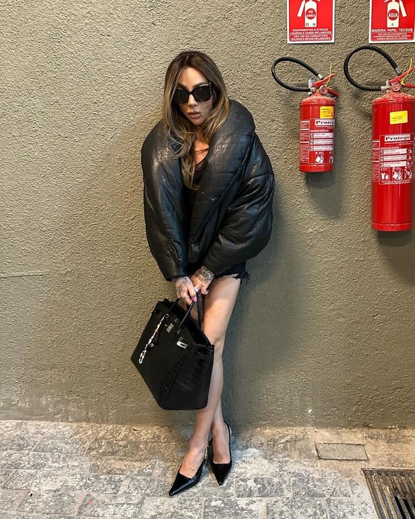Maya Massafera aparece em 'backstage' após sofrer disforia de gênero em ...
