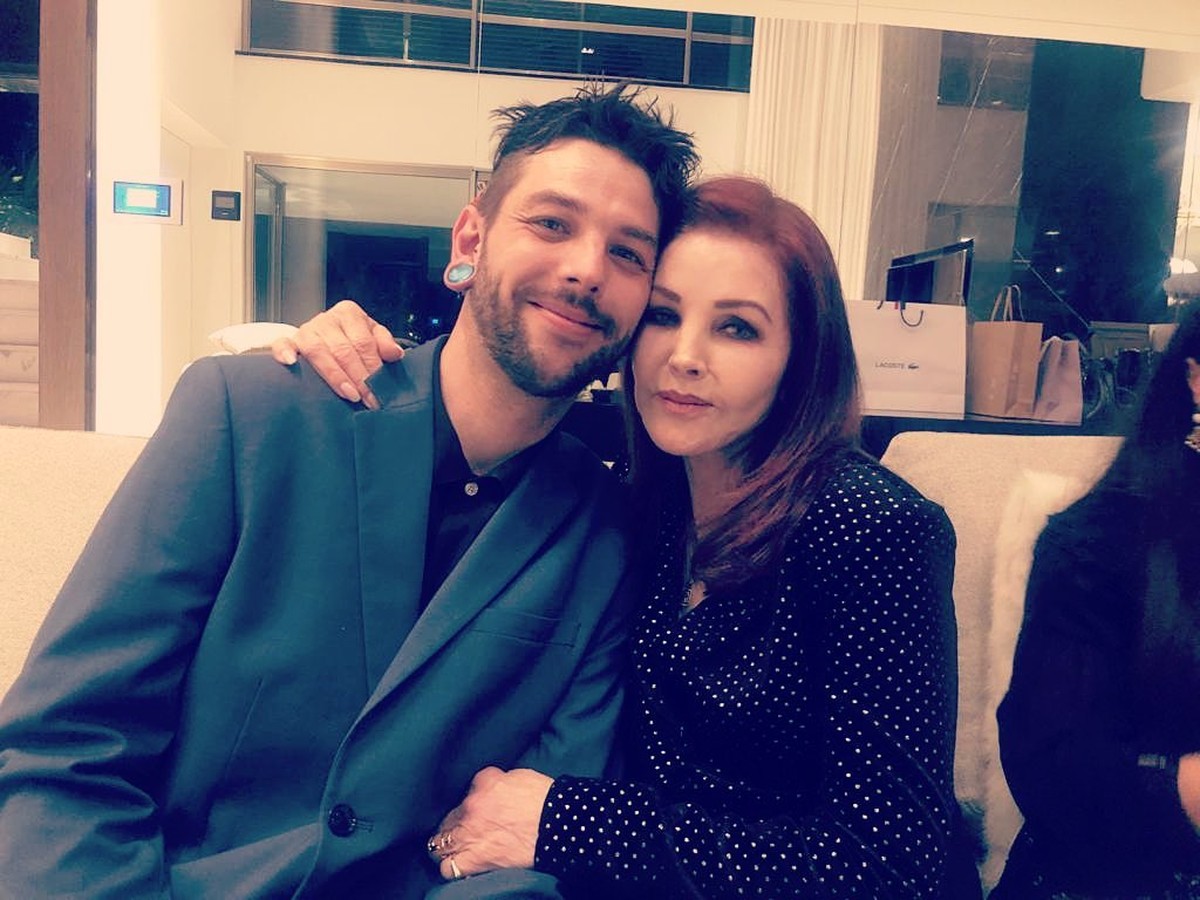 Filho brasileiro de Priscilla Presley, Navarone Garcia diz que aprendeu ...