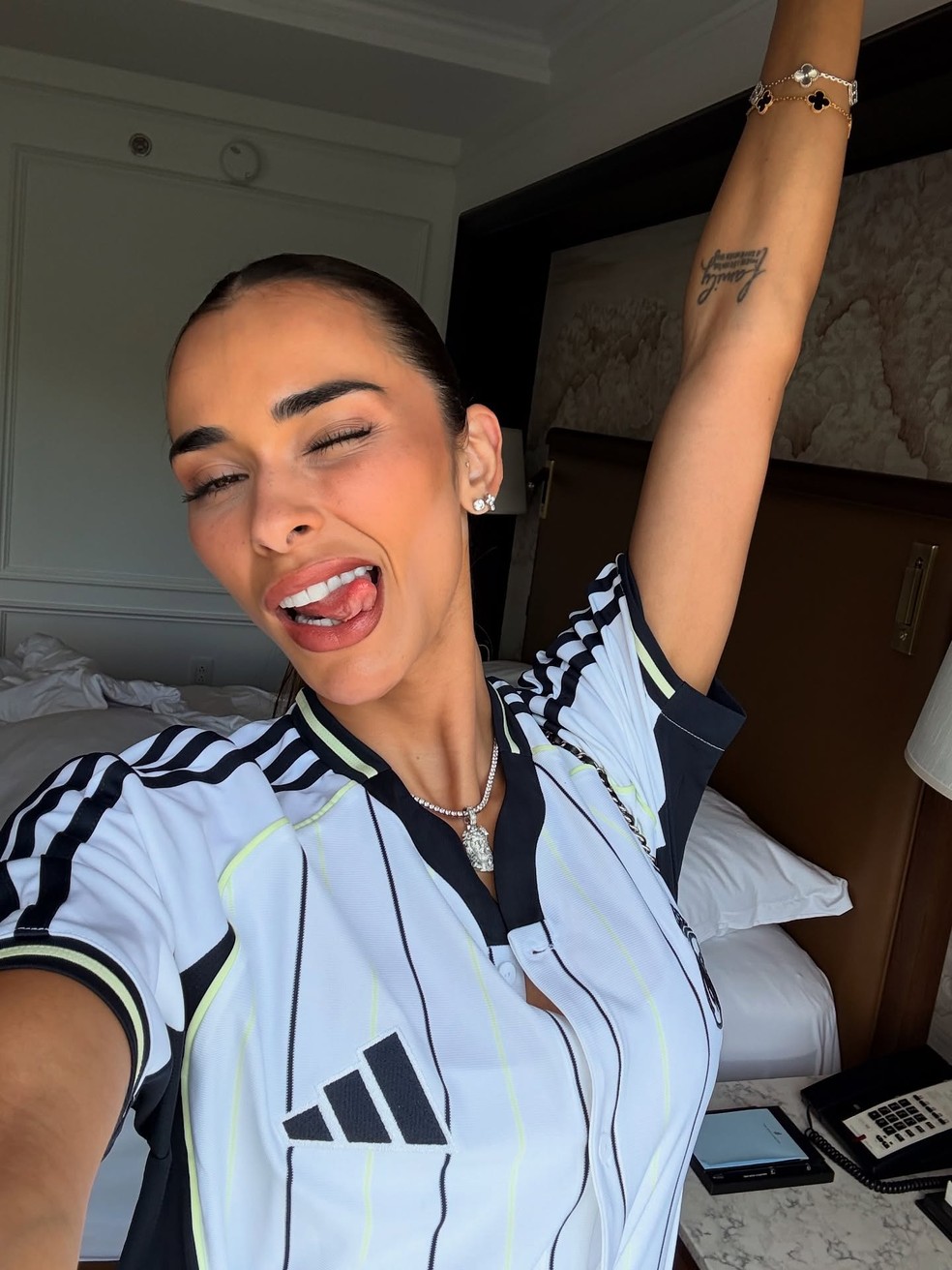 Tainá Castro se declara a Militão após eliminação do Real Madrid ...