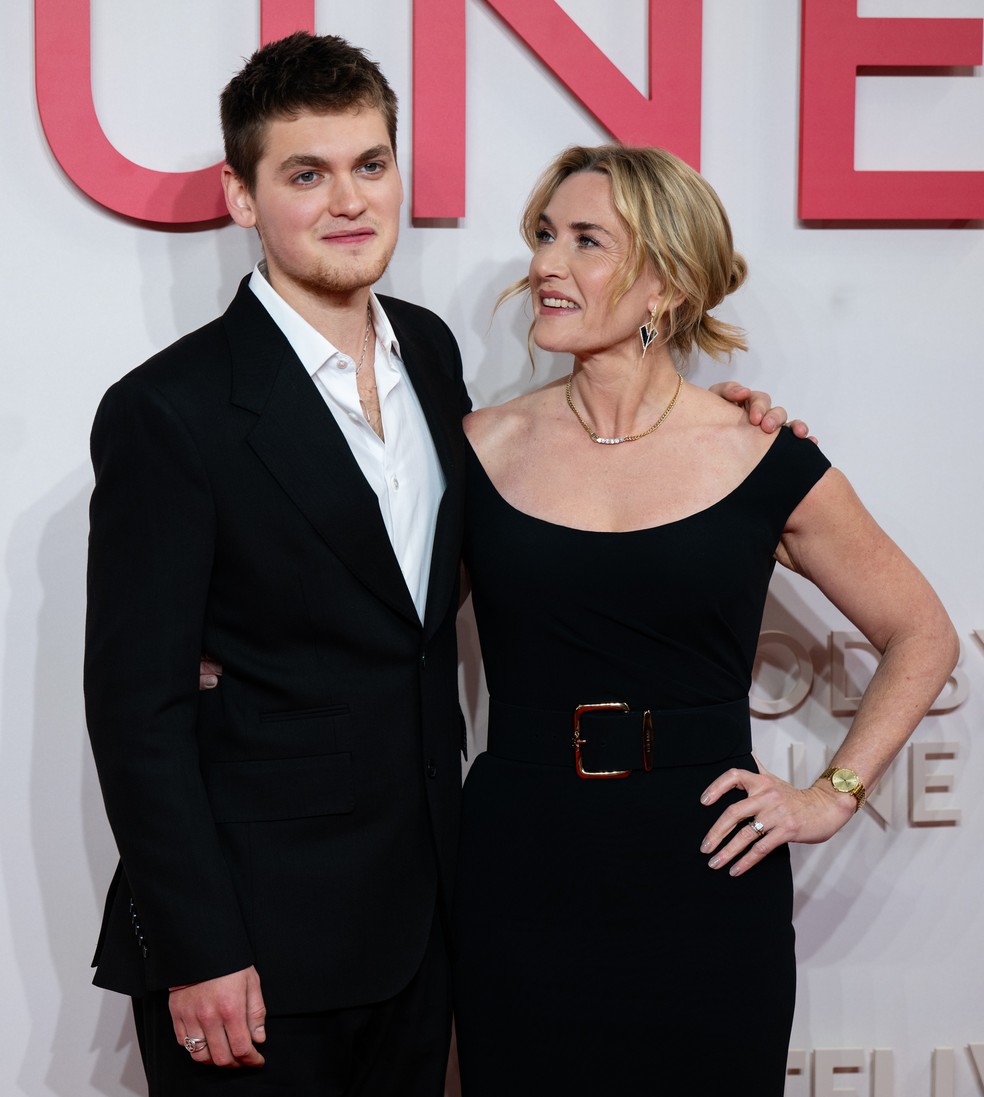 Kate Winslet escondeu exaustão e preocupações financeiras ao dirigir o ...