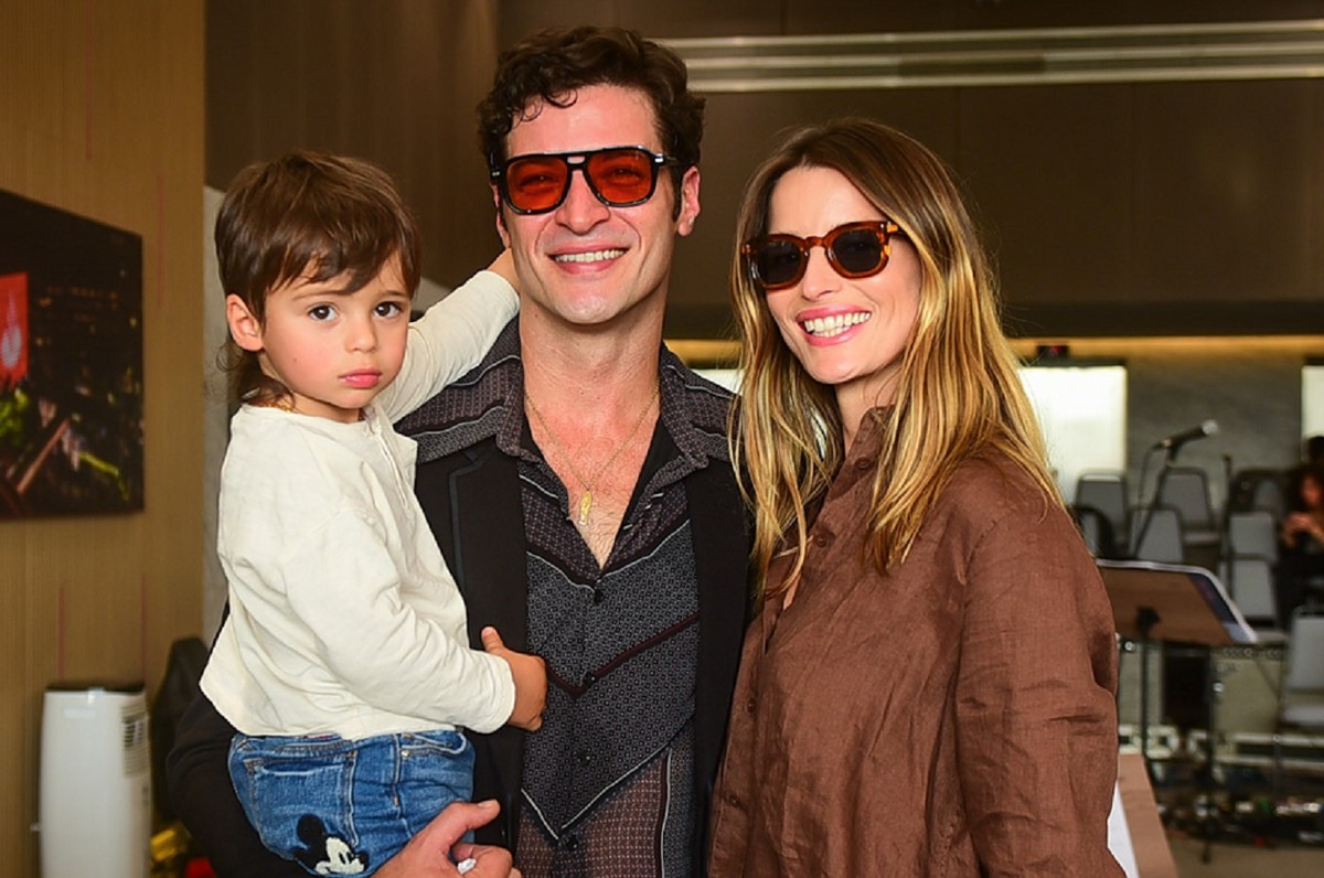 Esposa diz que Leandro Lima saiu de casa para musical e filho 'está ...