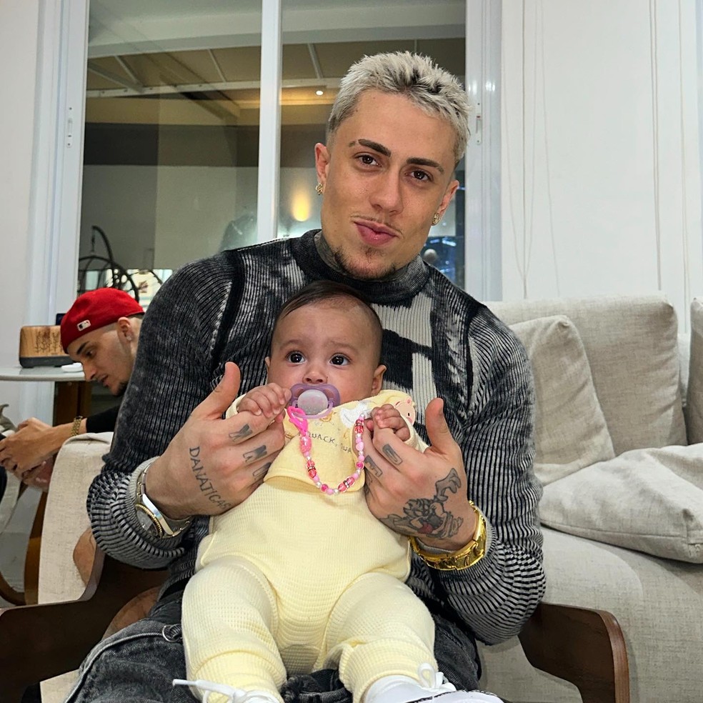 MC Daniel diz que sonha em ser pai e agita web: 'Te dou um filho, lindo'