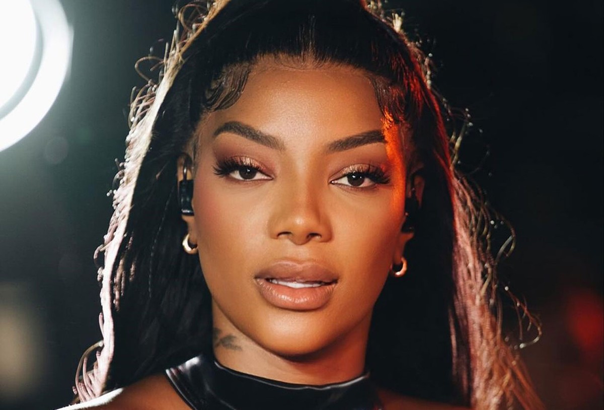 Ludmilla é embaixadora de programa de prevenção à dengue nas comunidades