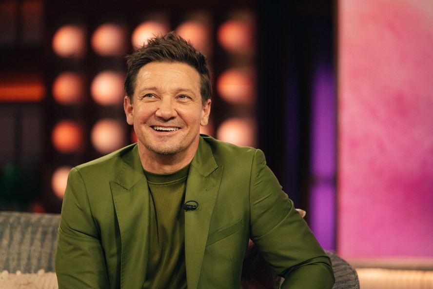 Jeremy Renner diz 'não ter energia' para personagens difíceis após acidente