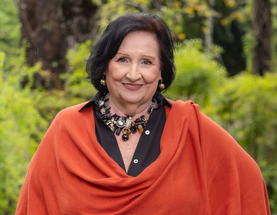 Dona Déa Lúcia anuncia a aposentadoria para 2025: 'Estou cansada já'
