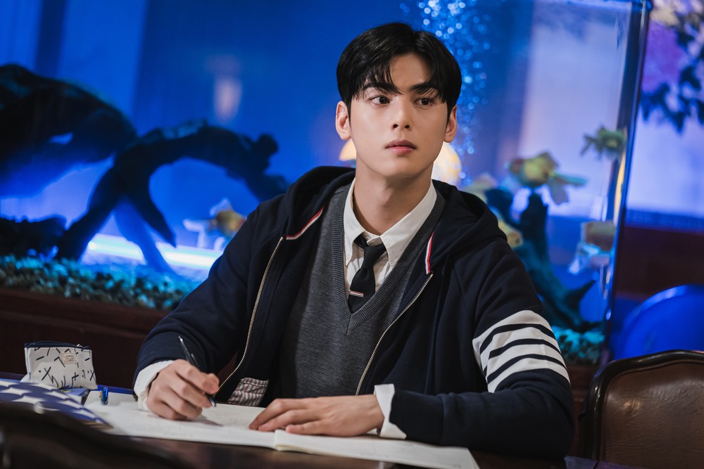 Cha EunWoo se pronuncia sobre investigação fiscal por sonegação de R ...