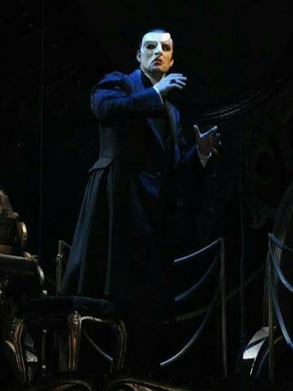 Morre aos 46 anos o ator de teatro Ben Lewis, de 'O Fantasma da Ópera'