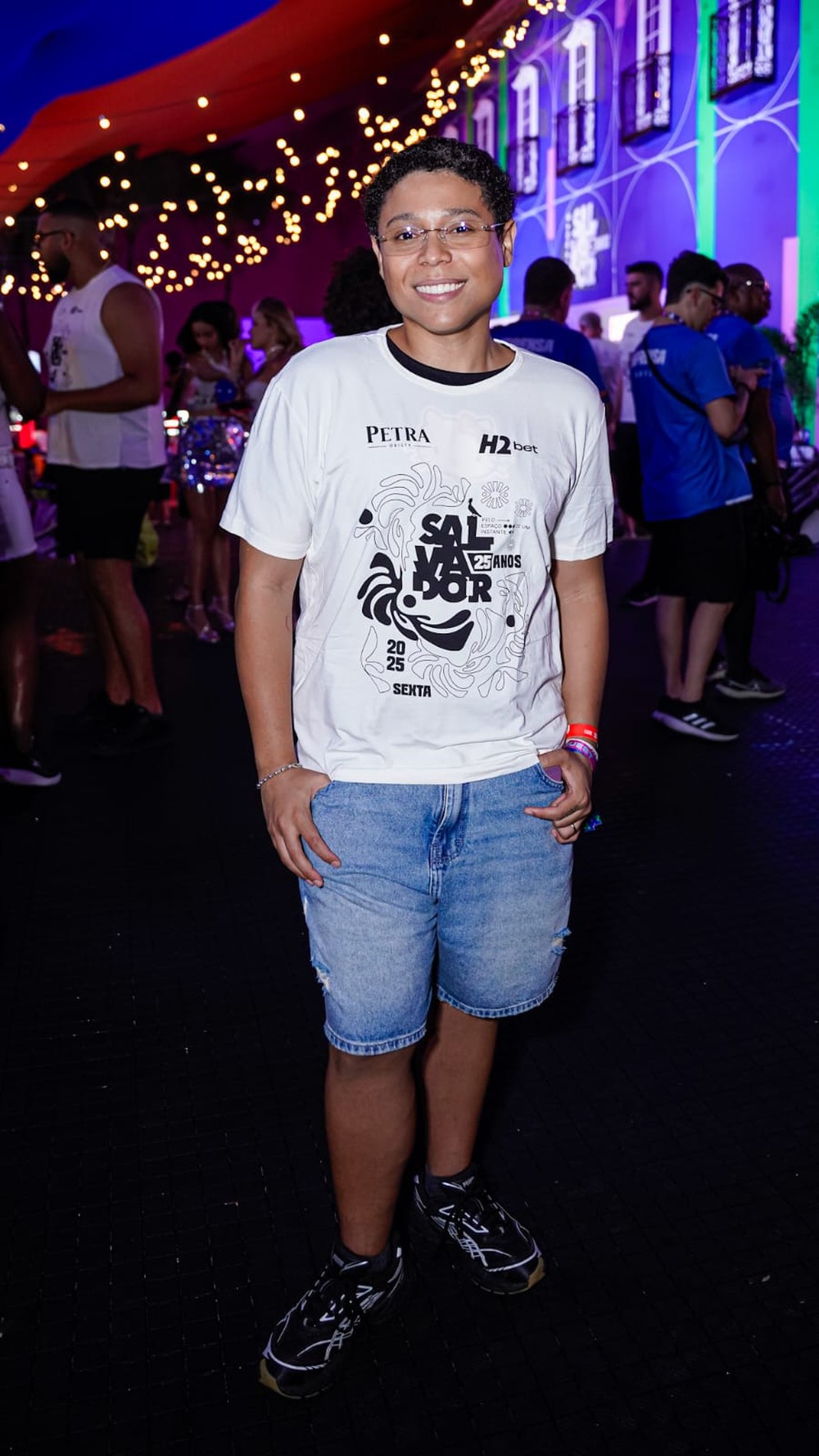 Carnaval 2025: Blogueirinha faz aparição rara com o namorado em folia ...